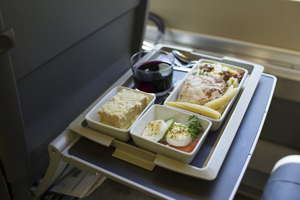 VIA Rail : vivez l’expérience culinaire de la classe affaires chez vous ...