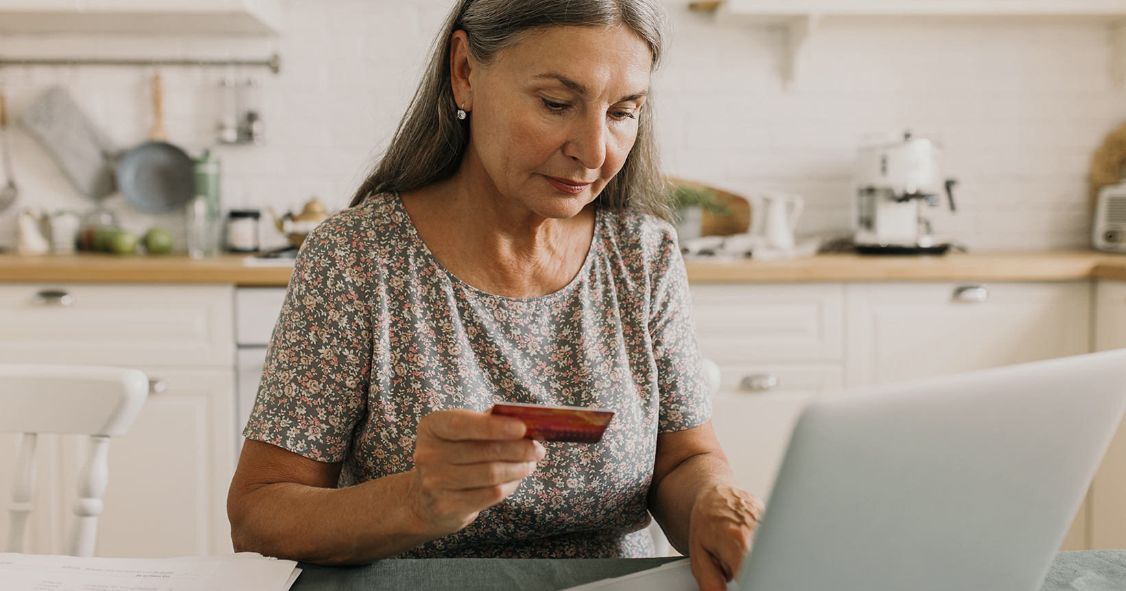 Comment se protéger contre le vol d’identité? - Ressources - FADOQ - La ...